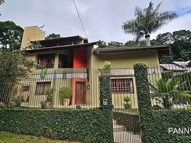 Casa / Sobrado para Venda em Curitiba/PR Barreirinha 4 Quartos