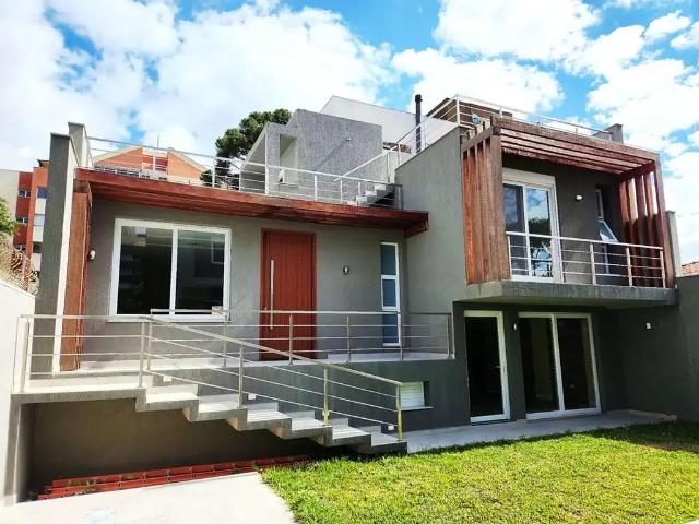 Casa / Sobrado para Venda em Curitiba/PR Boa Vista 4 Quartos
