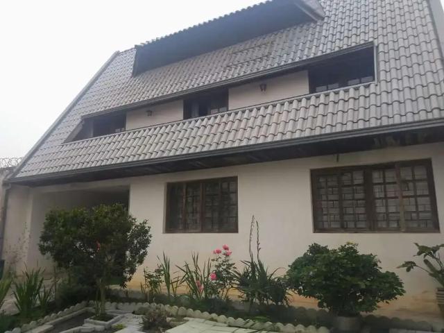 Casa / Sobrado para Venda em Curitiba/PR Boa Vista 4 Quartos