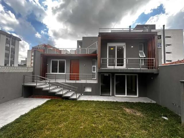 Casa / Sobrado para Venda em Curitiba/PR Boa Vista 3 Quartos