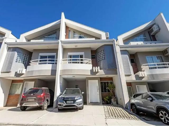 Casa / Sobrado para Venda em Curitiba/PR Bom Retiro 3 Quartos