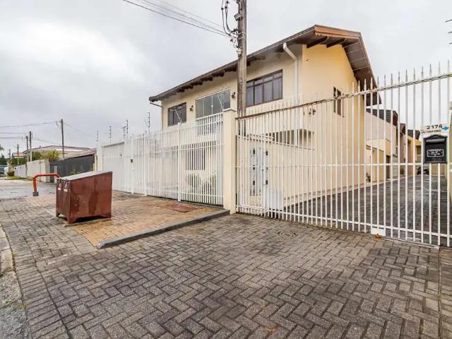Casa / Sobrado para Venda em Curitiba/PR Boqueirão 4 Quartos