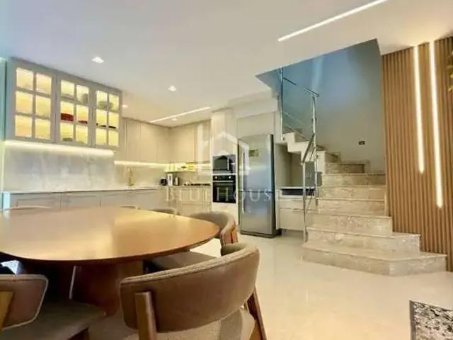 Casa / Sobrado para Venda em Curitiba/PR Boqueirão 4 Quartos
