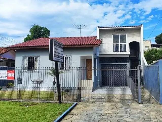 Casa / Sobrado para Venda em Curitiba/PR Boqueirão 4 Quartos