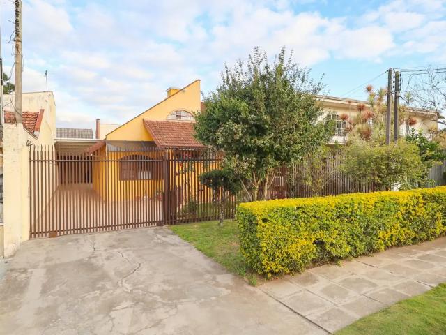 Casa / Sobrado para Venda em Curitiba/PR Boqueirão 4 Quartos