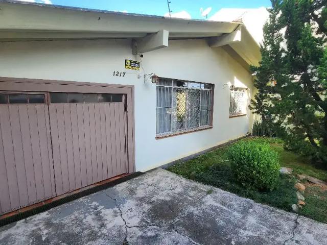 Casa / Sobrado para Venda em Curitiba/PR Boqueirão 5 Quartos
