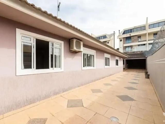 Casa / Sobrado para Venda em Curitiba/PR Boqueirão 5 Quartos