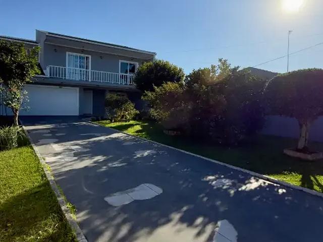 Casa / Sobrado para Venda em Curitiba/PR Boqueirão 5 Quartos