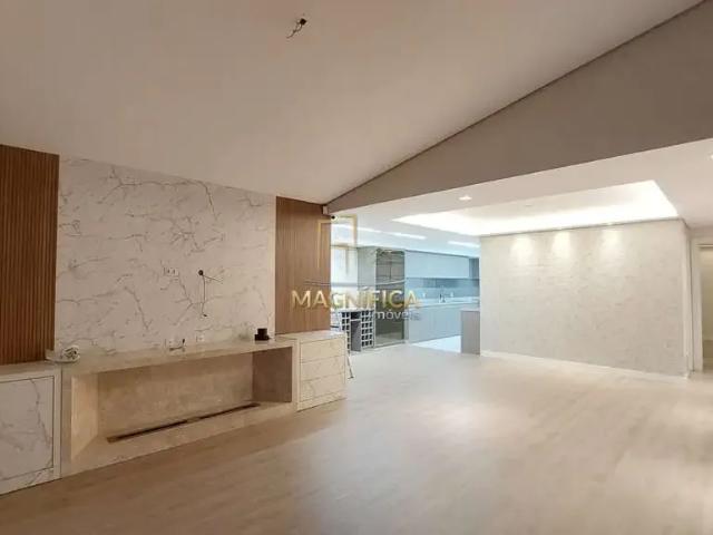 Casa / Sobrado para Venda em Curitiba/PR Boqueirão 5 Quartos
