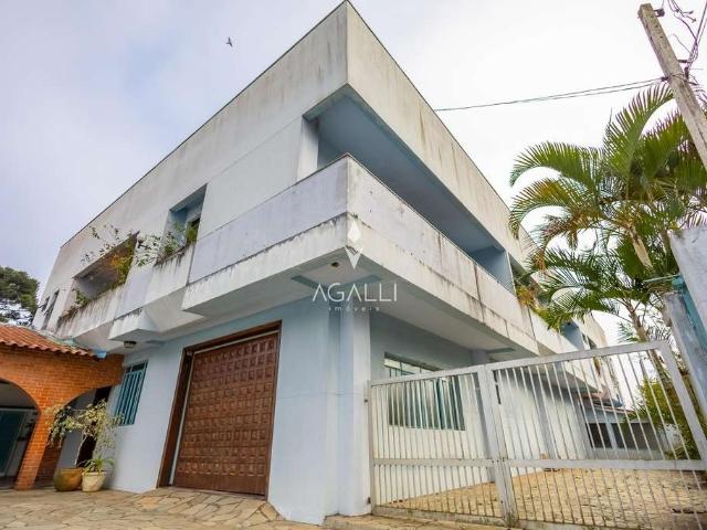 Casa / Sobrado para Venda em Curitiba/PR Boqueirão 6 Quartos