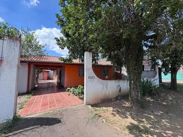 Casa / Sobrado para Venda em Curitiba/PR Boqueirão 3 Quartos