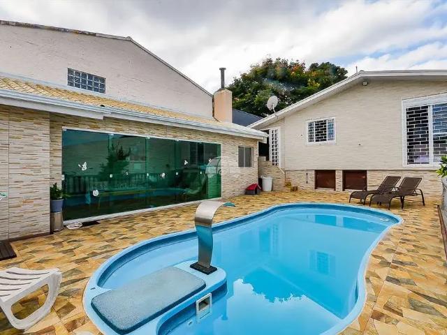 Casa / Sobrado para Venda em Curitiba/PR Cachoeira 5 Quartos