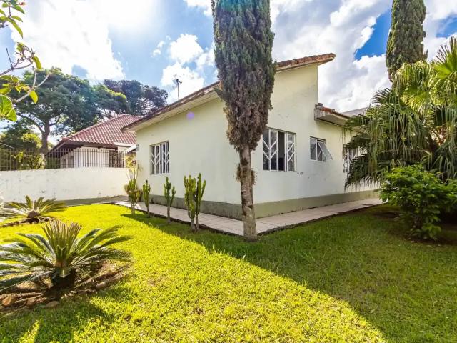 Casa / Sobrado para Venda em Curitiba/PR Cajuru 4 Quartos