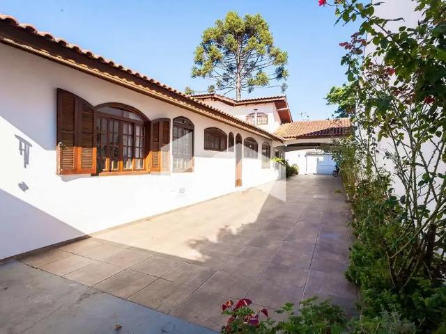 Casa / Sobrado para Venda em Curitiba/PR Cajuru 4 Quartos