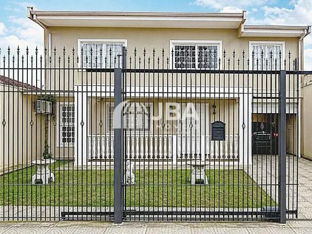 Casa / Sobrado para Venda em Curitiba/PR Cajuru 4 Quartos