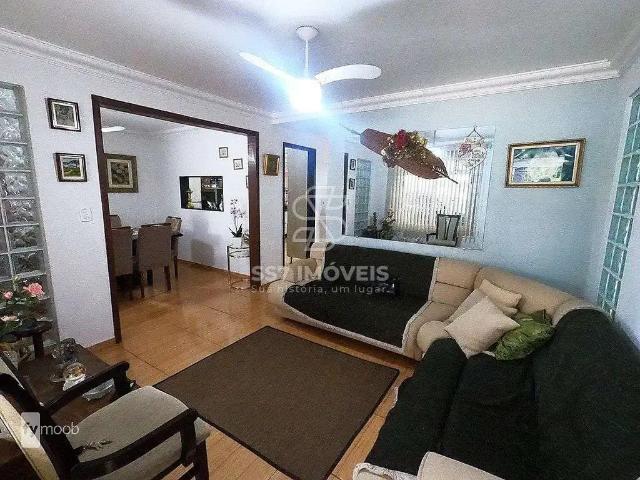 Casa / Sobrado para Venda em Curitiba/PR Cajuru 6 Quartos