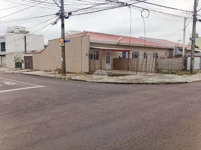 Casa / Sobrado para Venda em Curitiba/PR Cajuru 7 Quartos