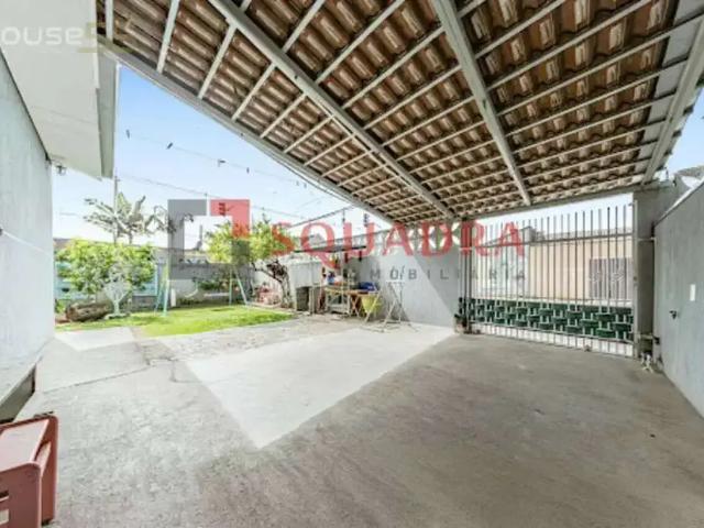 Casa / Sobrado para Venda em Curitiba/PR Cajuru 2 Quartos