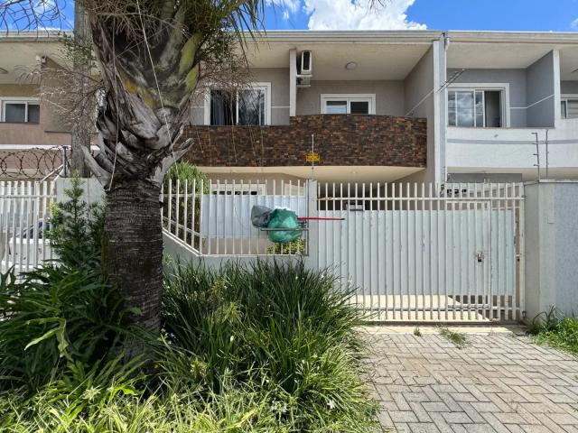Casa / Sobrado para Venda em Curitiba/PR Cajuru 3 Quartos