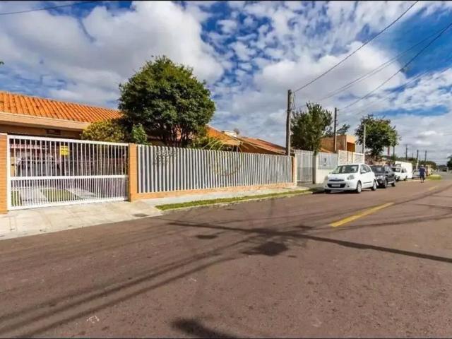 Casa / Sobrado para Venda em Curitiba/PR Cajuru 3 Quartos