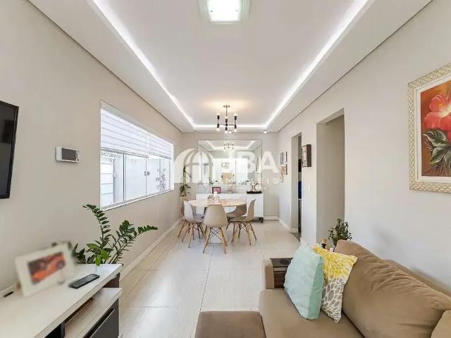 Casa / Sobrado para Venda em Curitiba/PR Cajuru 3 Quartos