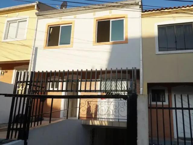 Casa / Sobrado para Venda em Curitiba/PR Cajuru 3 Quartos