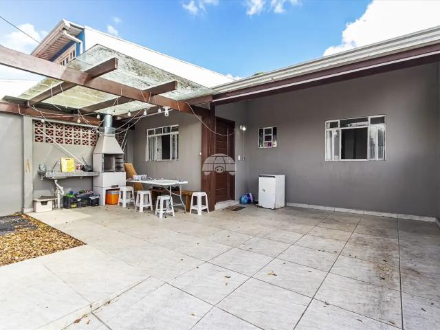 Casa / Sobrado para Venda em Curitiba/PR Cajuru 3 Quartos