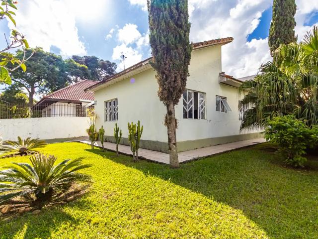 Casa / Sobrado para Venda em Curitiba/PR Cajuru 3 Quartos