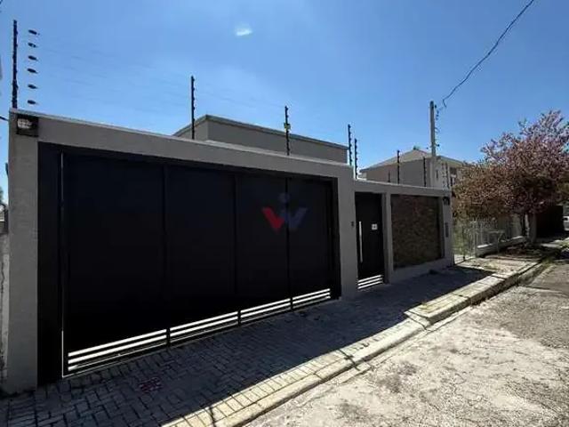 Casa / Sobrado para Venda em Curitiba/PR Cajuru 3 Quartos