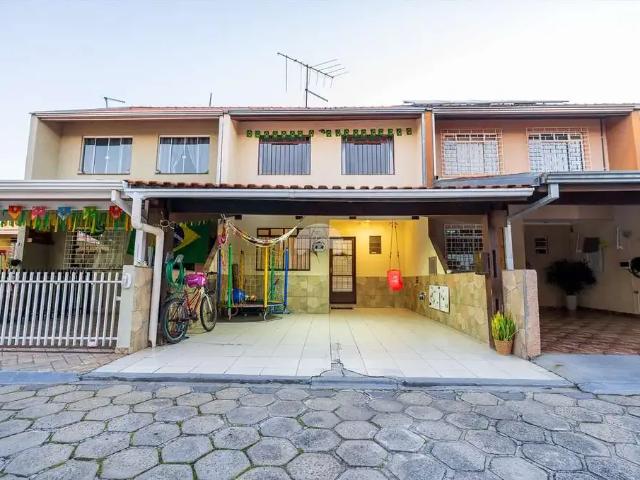Casa / Sobrado para Venda em Curitiba/PR Cajuru 3 Quartos
