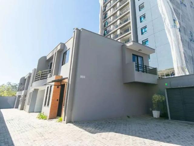 Casa / Sobrado para Venda em Curitiba/PR Campina do Siqueira 3 Quartos