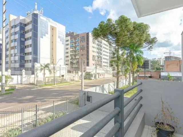 Casa / Sobrado para Venda em Curitiba/PR Campina do Siqueira 3 Quartos