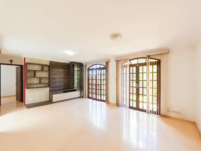 Casa / Sobrado para Venda em Curitiba/PR Campo Comprido 3 Quartos