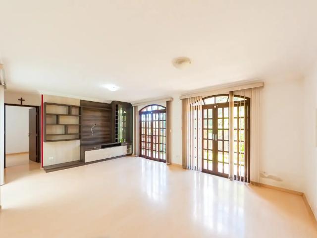 Casa / Sobrado para Venda em Curitiba/PR Campo Comprido 3 Quartos