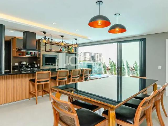 Casa / Sobrado para Venda em Curitiba/PR Campo Comprido 4 Quartos