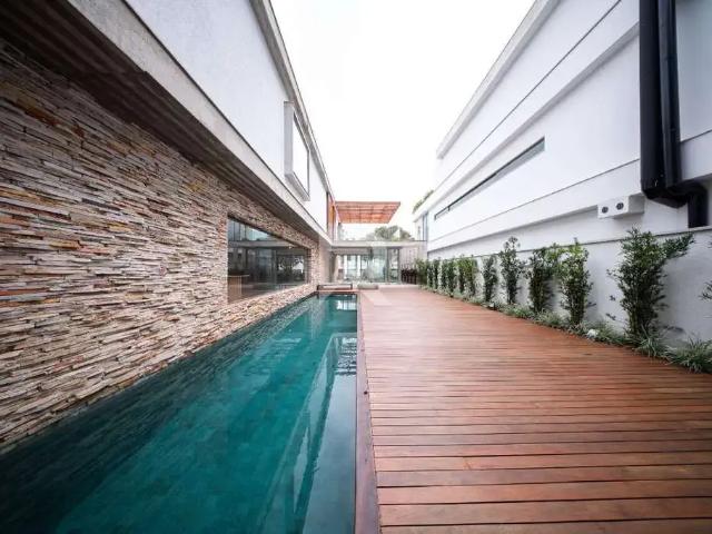 Casa / Sobrado para Venda em Curitiba/PR Campo Comprido 4 Quartos