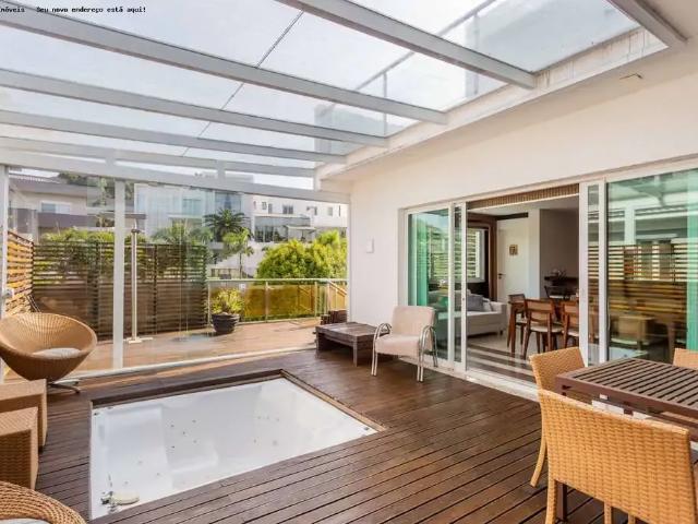 Casa / Sobrado para Venda em Curitiba/PR Campo Comprido 5 Quartos