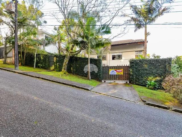 Casa / Sobrado para Venda em Curitiba/PR Cascatinha 4 Quartos