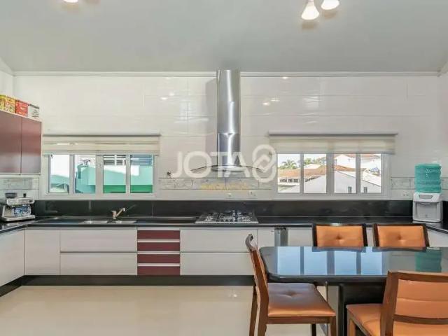 Casa / Sobrado para Venda em Curitiba/PR Cascatinha 4 Quartos