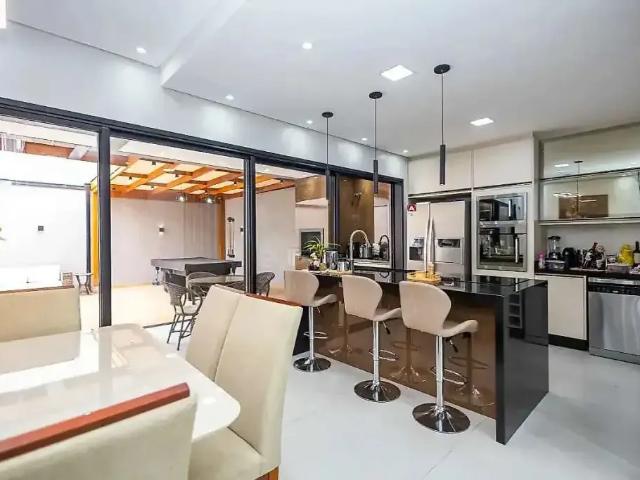 Casa / Sobrado para Venda em Curitiba/PR Capão da Imbuia 3 Quartos