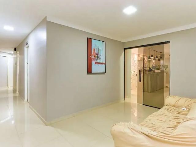 Casa / Sobrado para Venda em Curitiba/PR Centro 1 Quartos