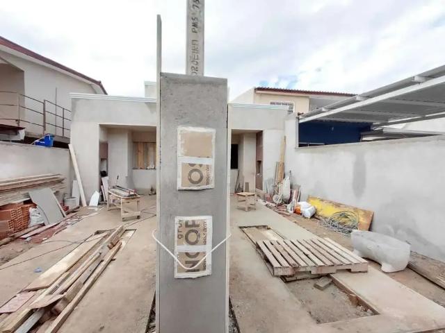 Casa / Sobrado para Venda em Curitiba/PR Fazendinha 2 Quartos