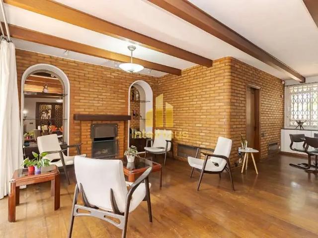 Casa / Sobrado para Venda em Curitiba/PR Cristo Rei 5 Quartos