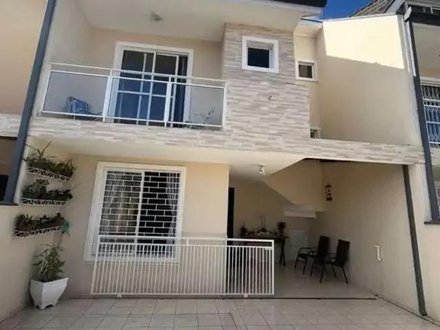 Casa / Sobrado para Venda em Curitiba/PR Fanny 4 Quartos