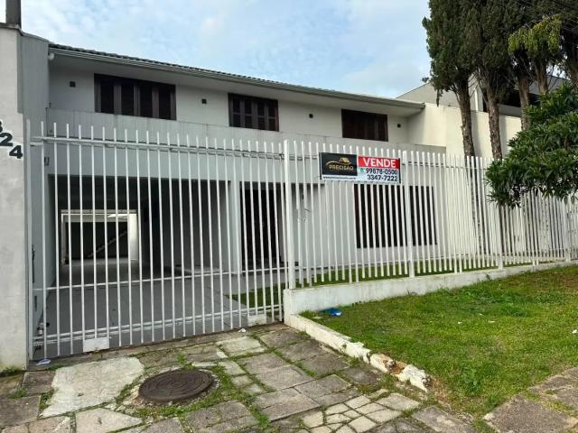 Casa / Sobrado para Venda em Curitiba/PR Fanny 6 Quartos