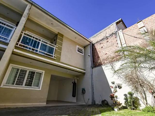Casa / Sobrado para Venda em Curitiba/PR Fazendinha 3 Quartos