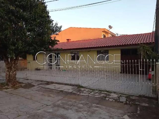 Casa / Sobrado para Venda em Curitiba/PR Fazendinha 3 Quartos