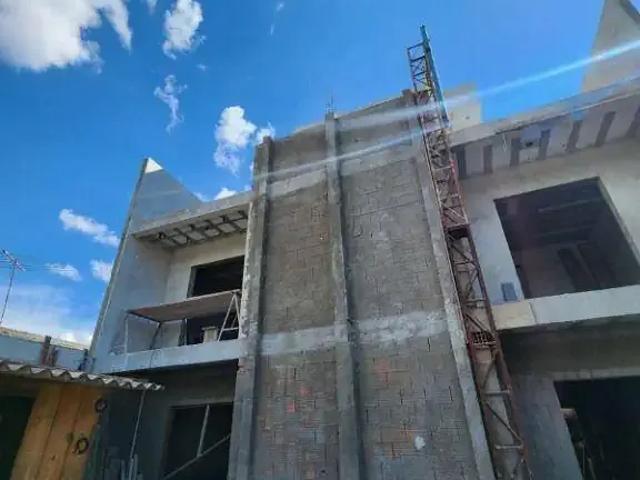 Casa / Sobrado para Venda em Curitiba/PR Fazendinha 3 Quartos