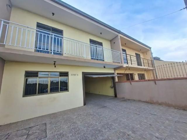 Casa / Sobrado para Venda em Curitiba/PR Fazendinha 4 Quartos