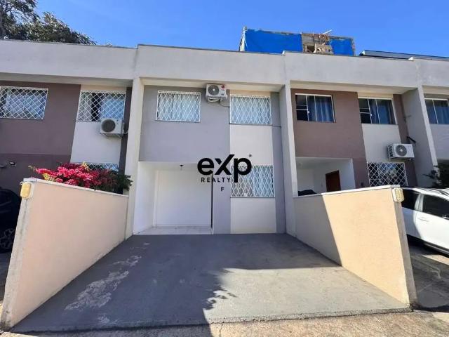 Casa / Sobrado para Venda em Curitiba/PR Guabirotuba 2 Quartos